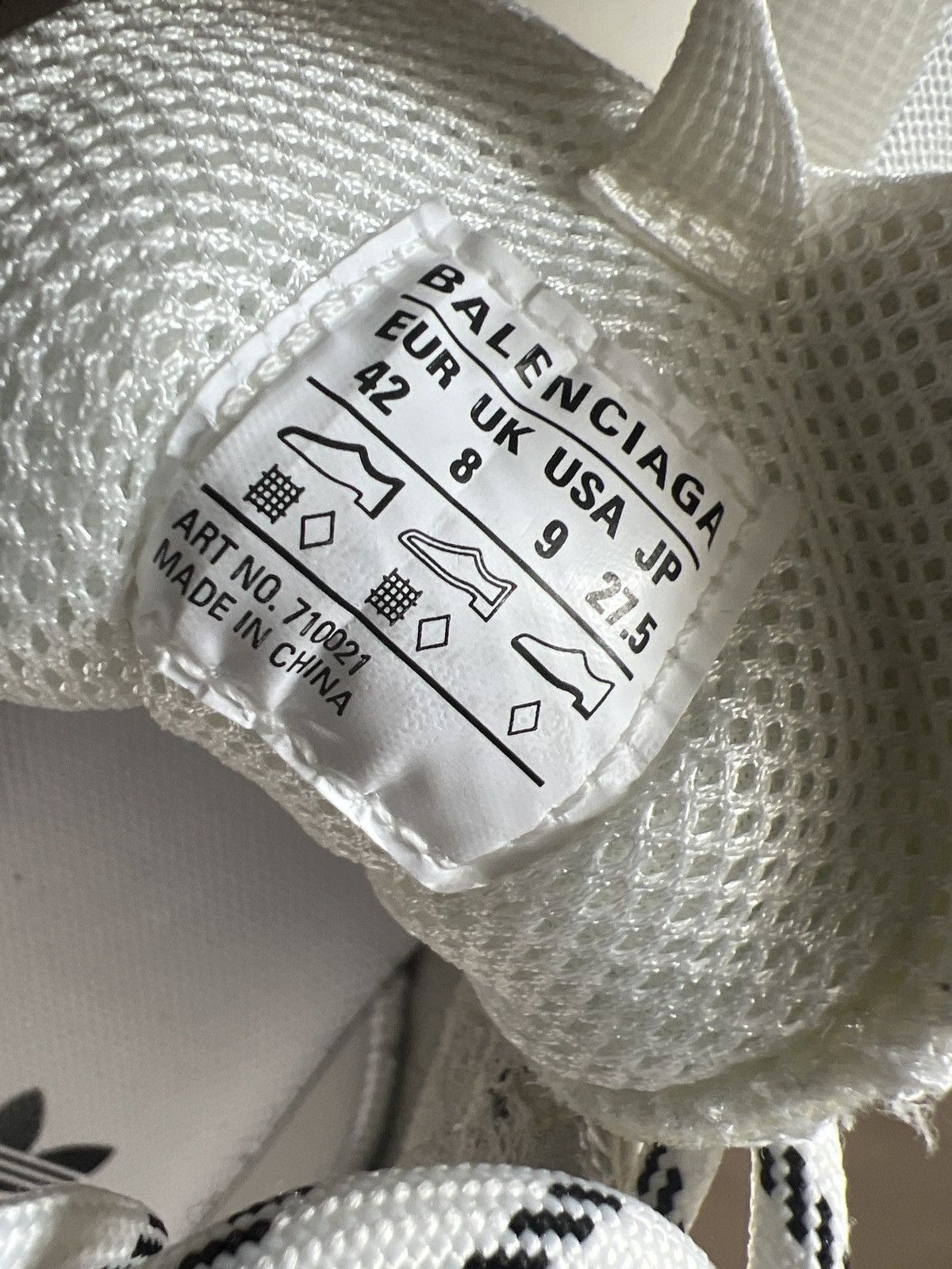 Adidas × Balenciaga MEN'S BALENCIAGA / ADIDAS TRIPLE S Adidas × Balenciaga MEN'S BALENCIAGA / ADIDAS TRIPLE S