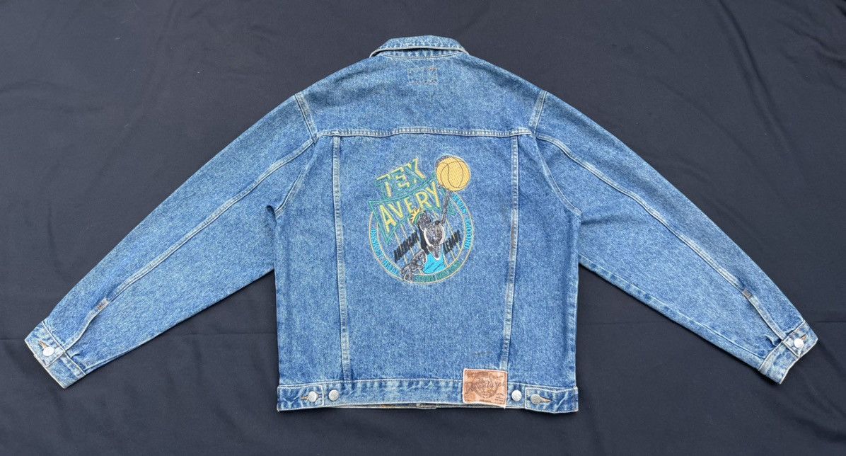 Vintage Vintage 1994 TEX AVERY Basketball Droopy Star Denim Jacket ...