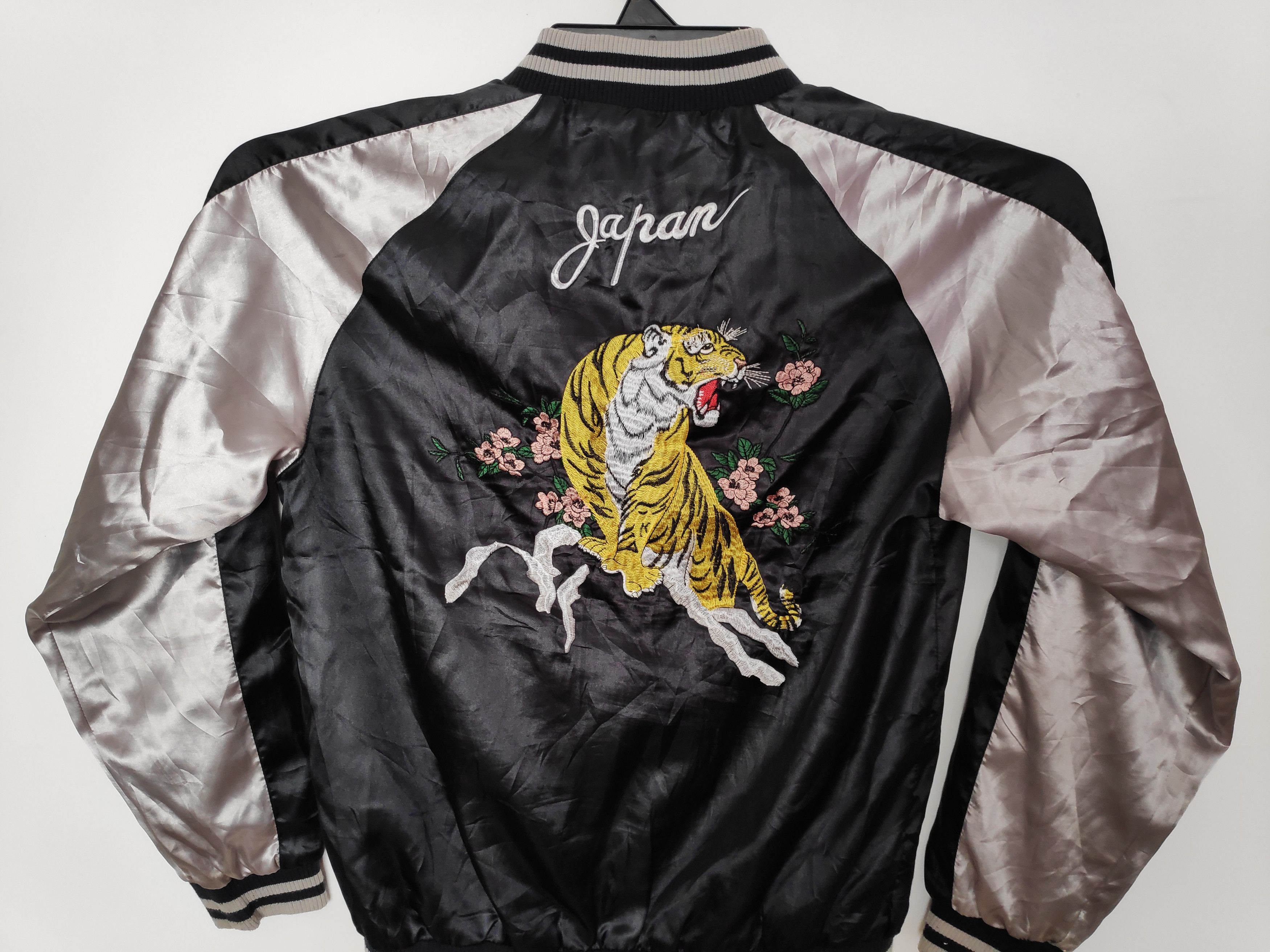 Japanese Brand Vintage Sukajan Tiger Japan Embroidery Souvenirs Jacket ...