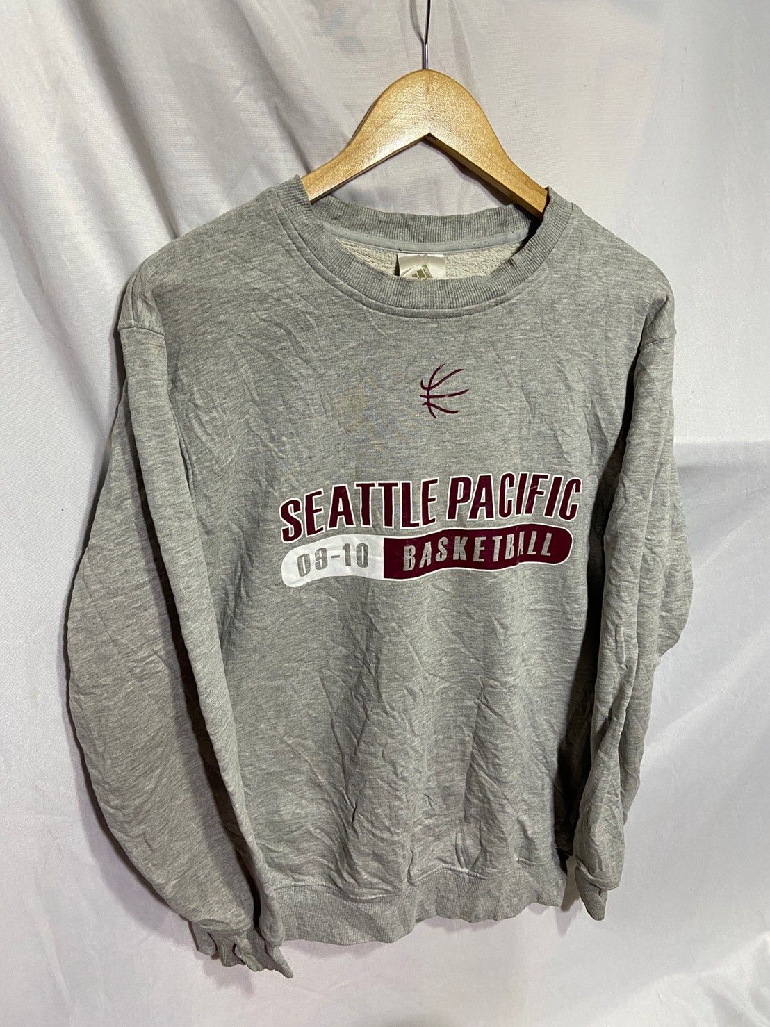 Vintage Vintage Seattle Pacific Basketball Sweatshirt 90s | Grailed