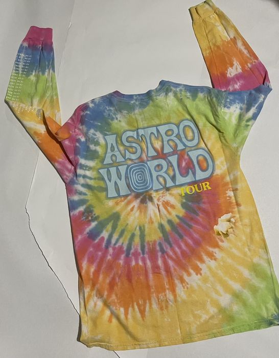 Travis Scott Astroworld tour *Exclusive* Travis Scott T-shirt | Grailed Travis Scott Astroworld tour *Exclusive* Travis Scott T-shirt | Grailed