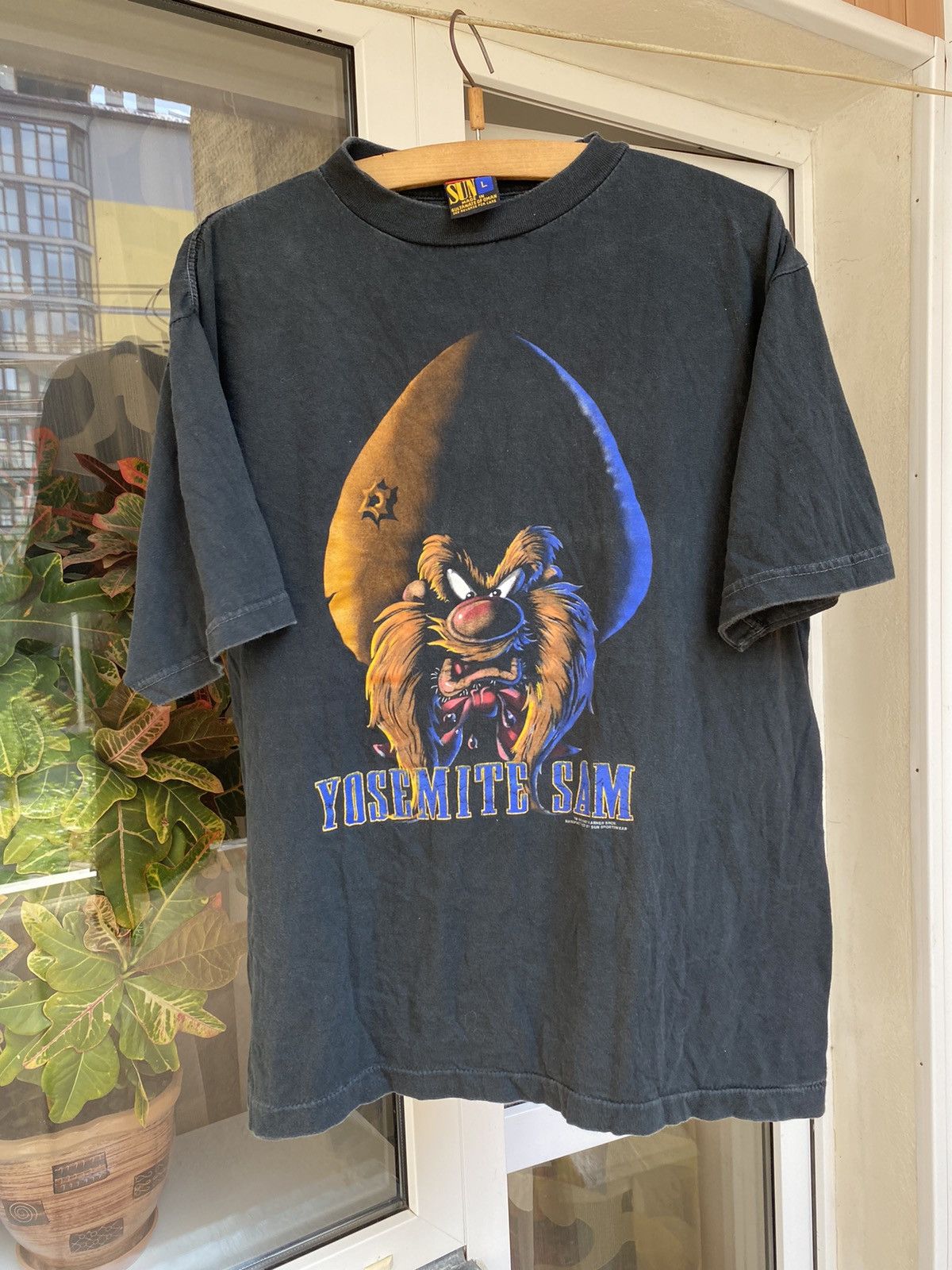 Cartoon Network × Vintage × Warner Bros Vintage 1993 Looney Tunes ...