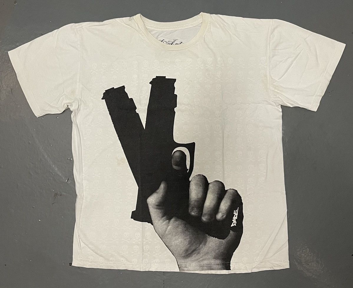 Vintage Hand Gun T Shirt | Grailed