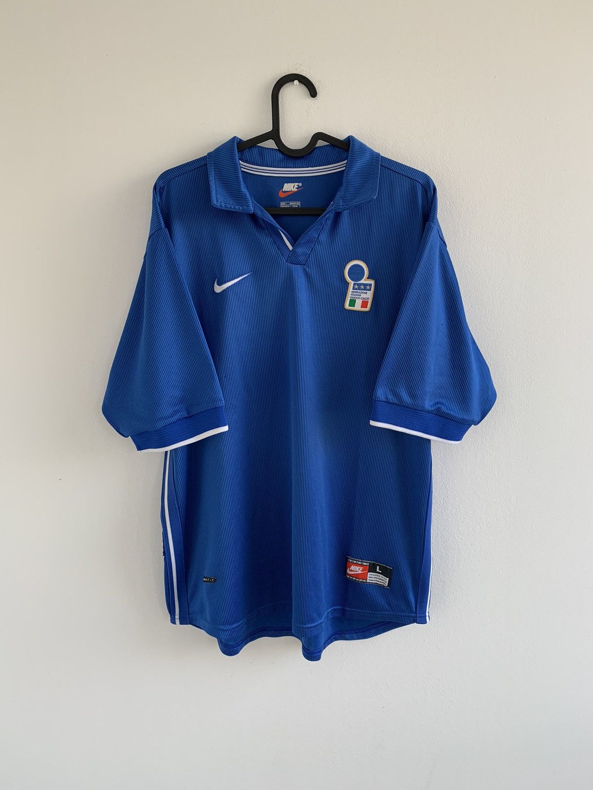 Nike Vintage Nike x Italy Home Jersey 1998/1999 Swoosh Baggio | Grailed