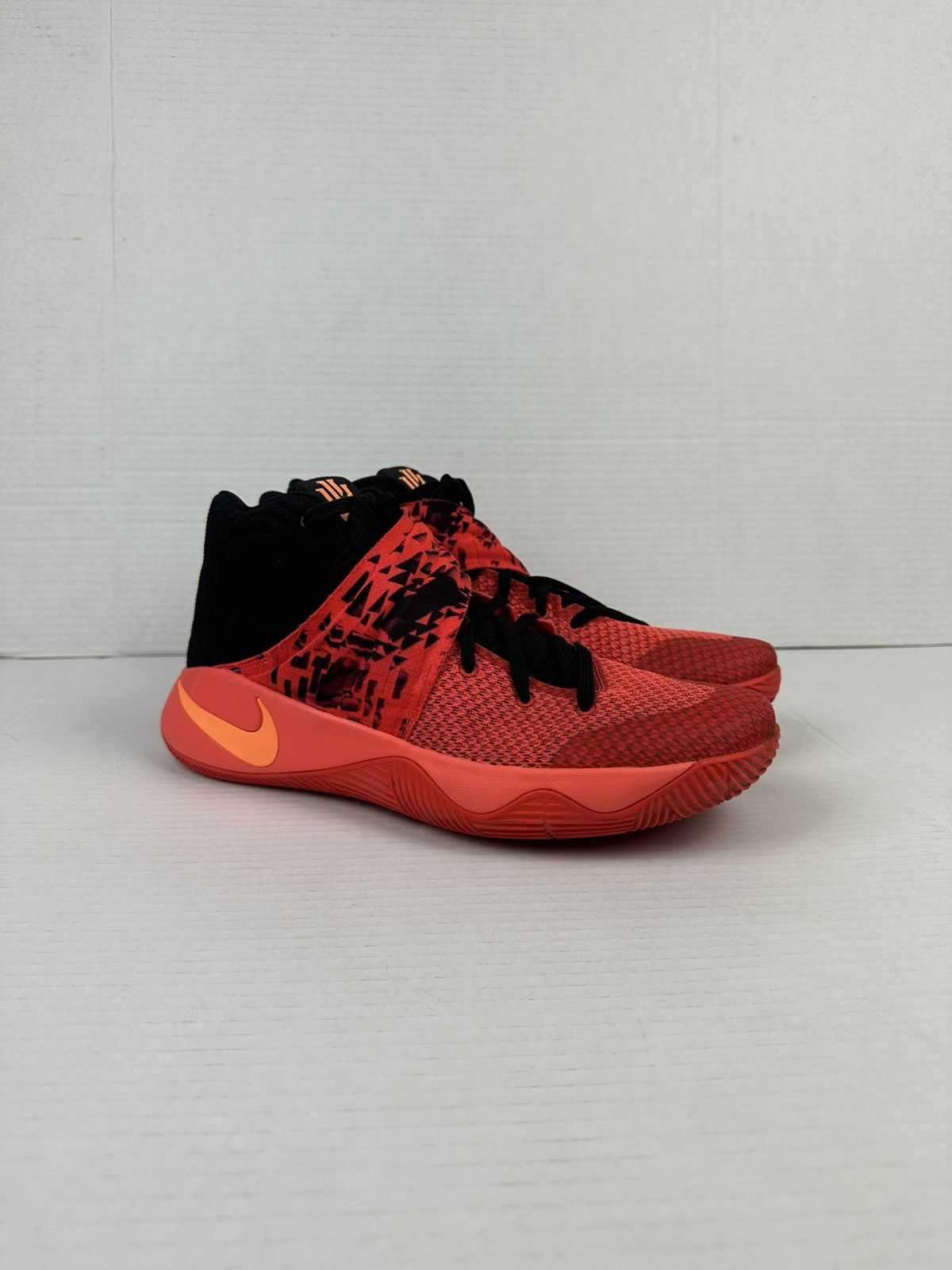 Nike × Streetwear Nike Kyrie Inferno 2 Basketball Shoes | Grailed