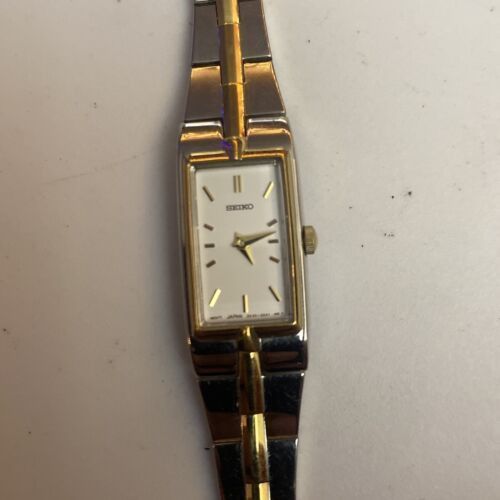 Seiko Vintage Seiko 2E20-OAYO Two Tone Ladies Bracelet Watch Petite ...