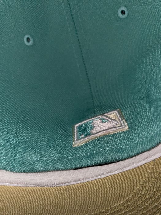 New Era Los Angeles Dodgers World Series Easter Exclusive Fitted 1/2 ...