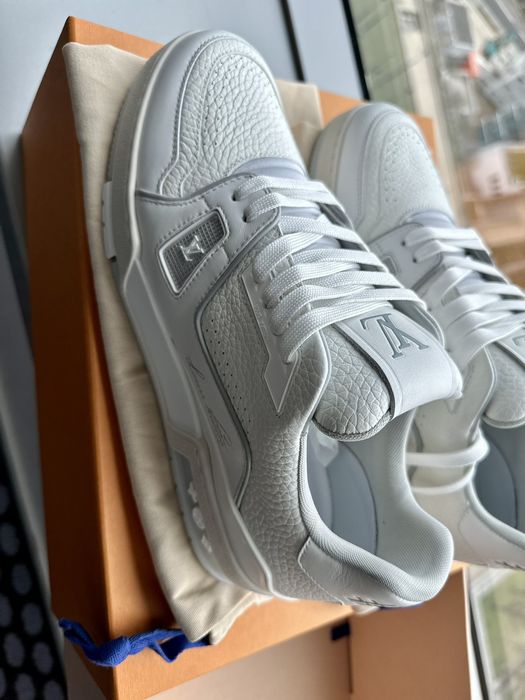 Louis Vuitton SNEAKER LV TRAINER | Grailed