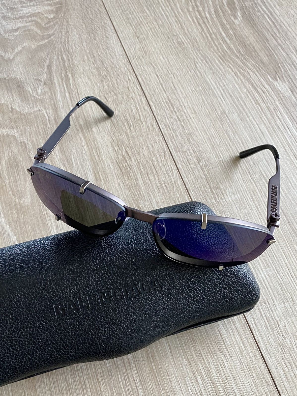Balenciaga Prototype SAMPLE Balenciaga gun metal iridescent sunglasses ...