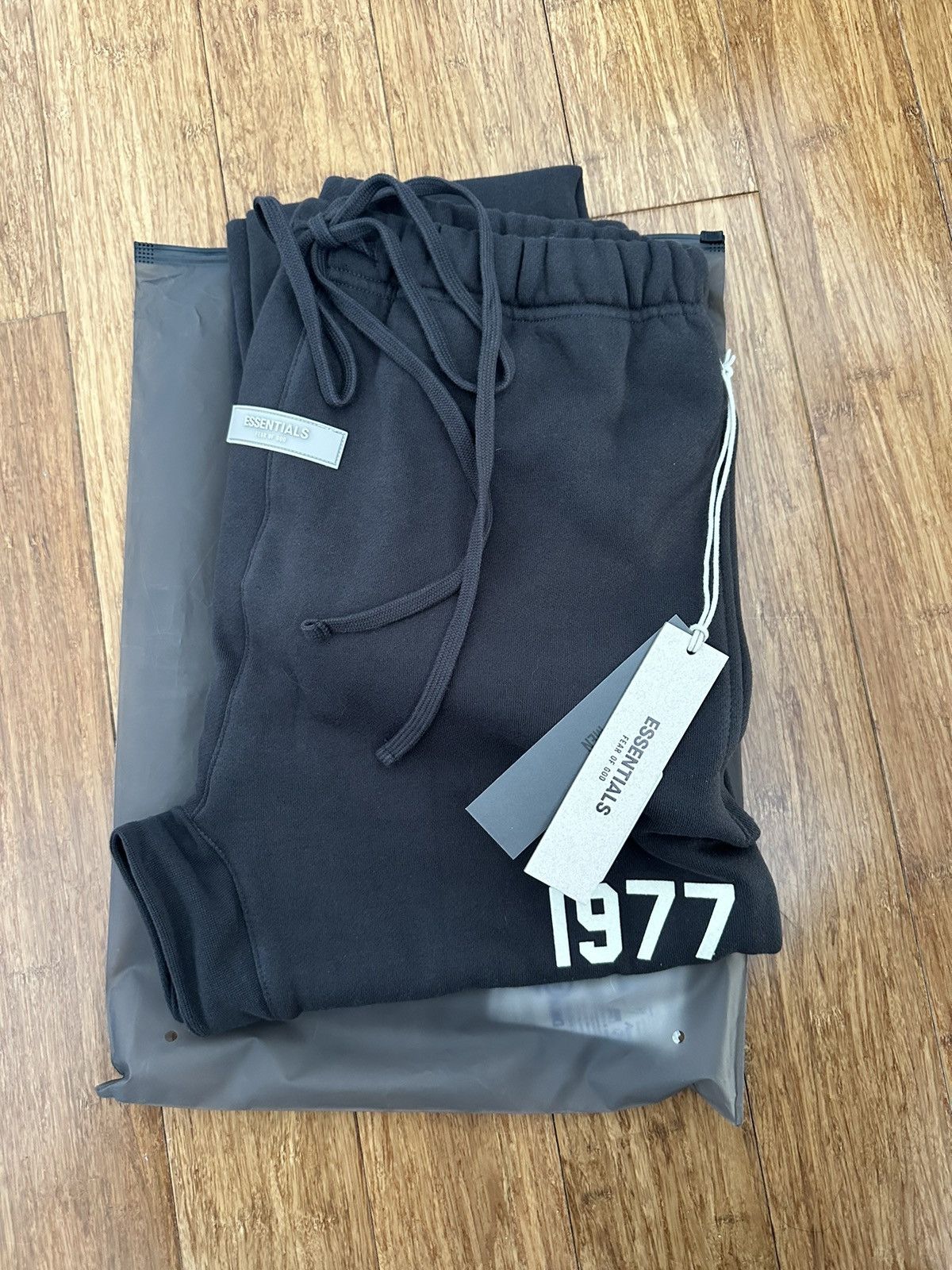Essentials Essentials 1977 sweatpants | Grailed
