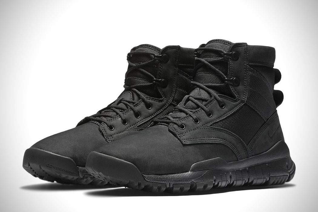 Nike Nike SFB 6" NSW Leather Boot Triple-Black | Grailed