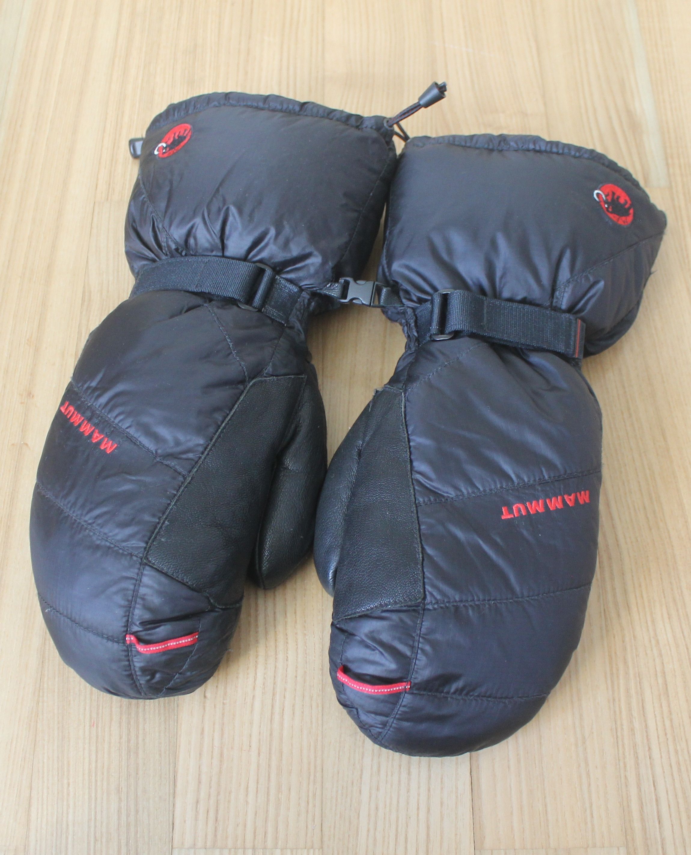 Mammut Mammut Arctic Mitten Down Gloves | Grailed