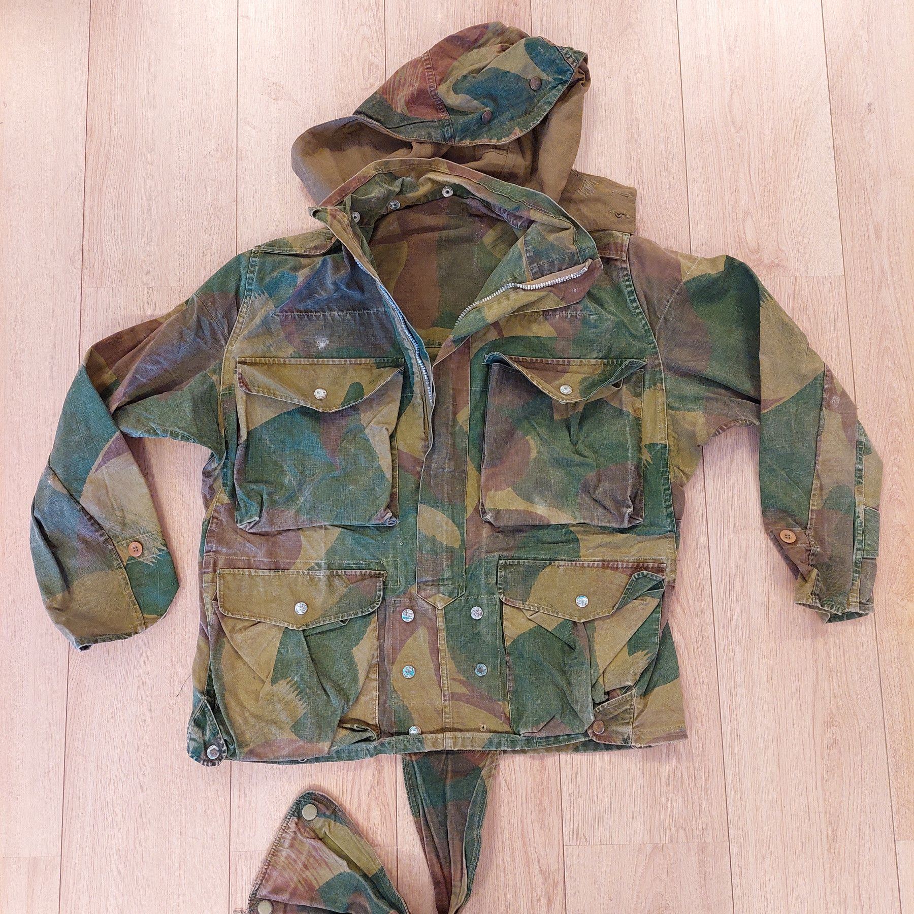 Vintage Original 1950s Belgian Army Moon & Balls Camo Denison Smock ...