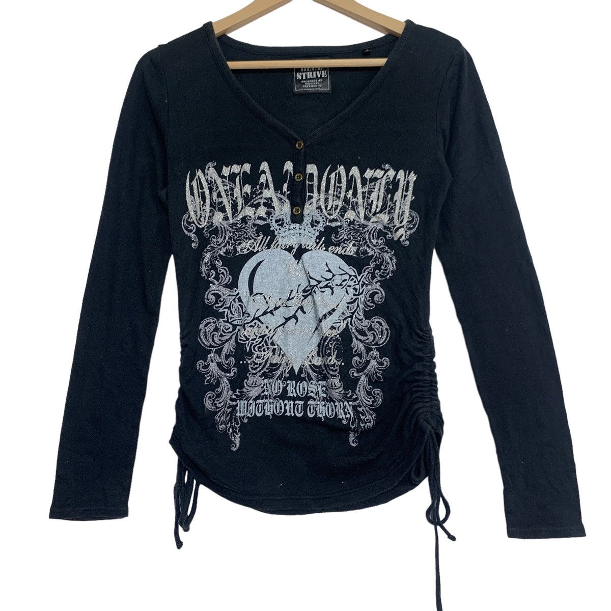 Avant Garde × Japanese Brand × Streetwear Blue Strive Shirt Women Logo ...