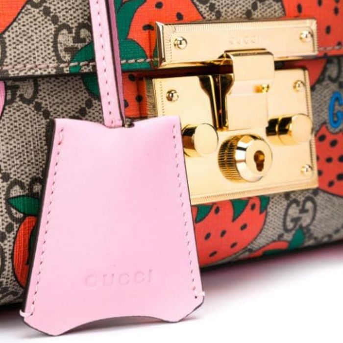 Gucci Padlock Gg Strawberry Small Shoulder Bag | Grailed