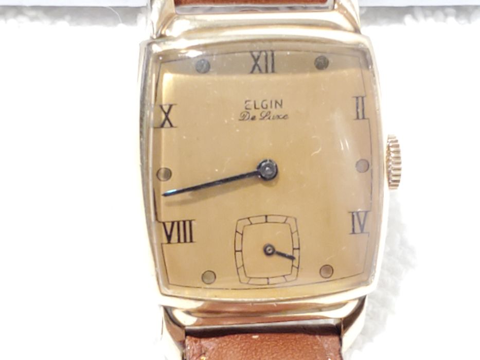 Deluxe Vintage Elgin Deluxe Women's Wind Up Watch Seventeen Jewels ...