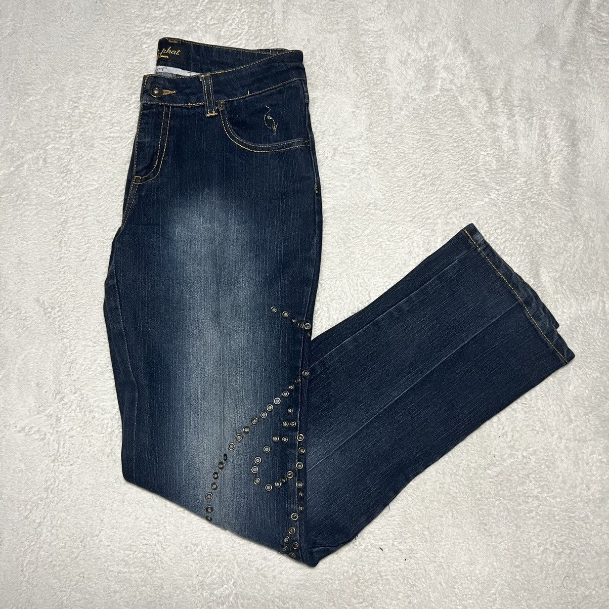 Japanese Brand × Streetwear × Vintage Vintage Baby Phat jeans with dotted baby phat logo | Grailed