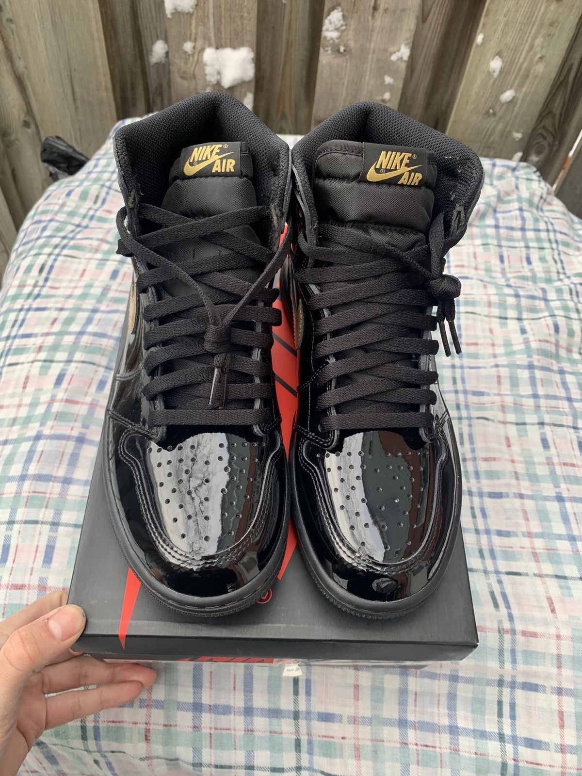 Nike Jordan 1 Retro High OG Black Metallic Gold | Grailed