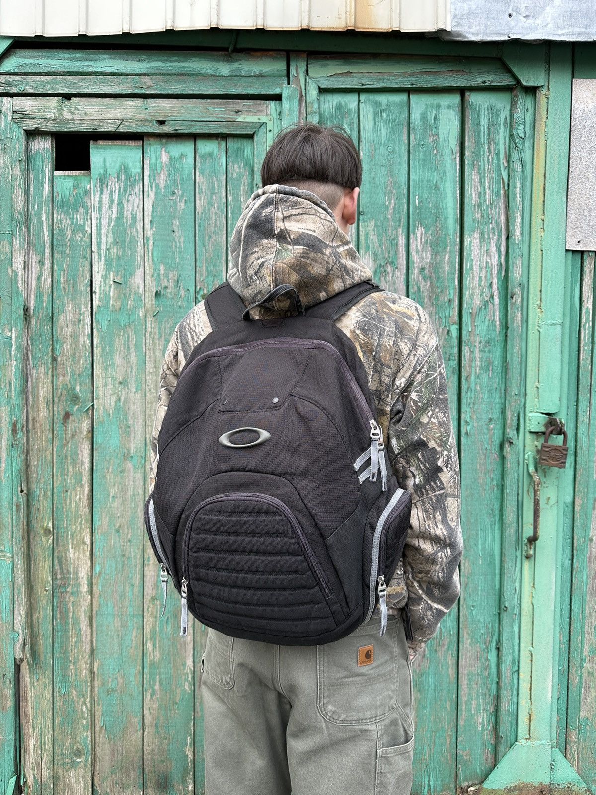 Vintage VINTAGE 2000’s OAKLEY TACTICAL BACKPACK | Grailed