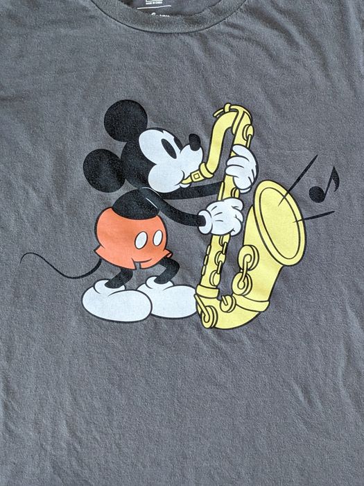 Uniqlo UNIQLO Disney Mickey Mouse saxophone jazz t-shirt - SIZE M | Grailed