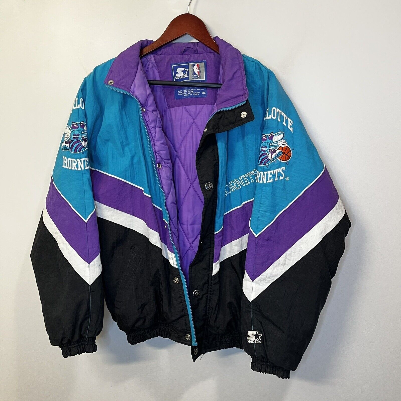 Vintage Vintage 90s Nylon Starter Zip Up Jacket Charlotte Hornets XL ...