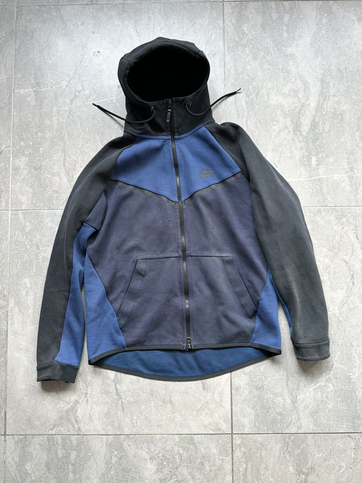 Nike × Rare Nike Tech Fleece Hoodie | Grailed