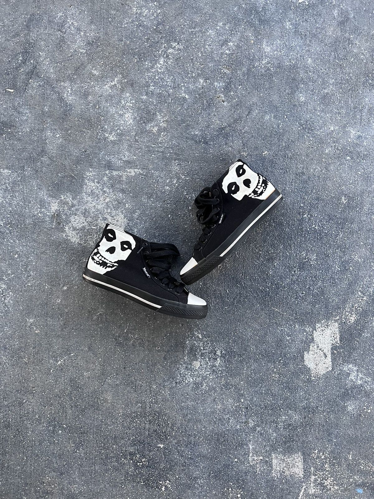 Band Tees × Vintage Vintage The Misfits X Draven Skate Shoes | Grailed