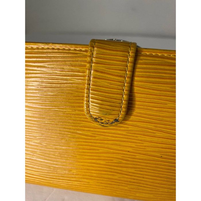 Louis Vuitton Louis Vuitton Epi Yellow Wallet | Grailed