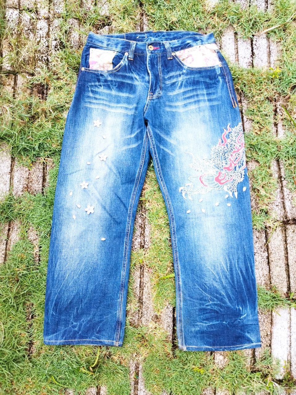 Eternal Eternal Japan Dragon Embroidery Blue Jeans - Size 32 | Grailed