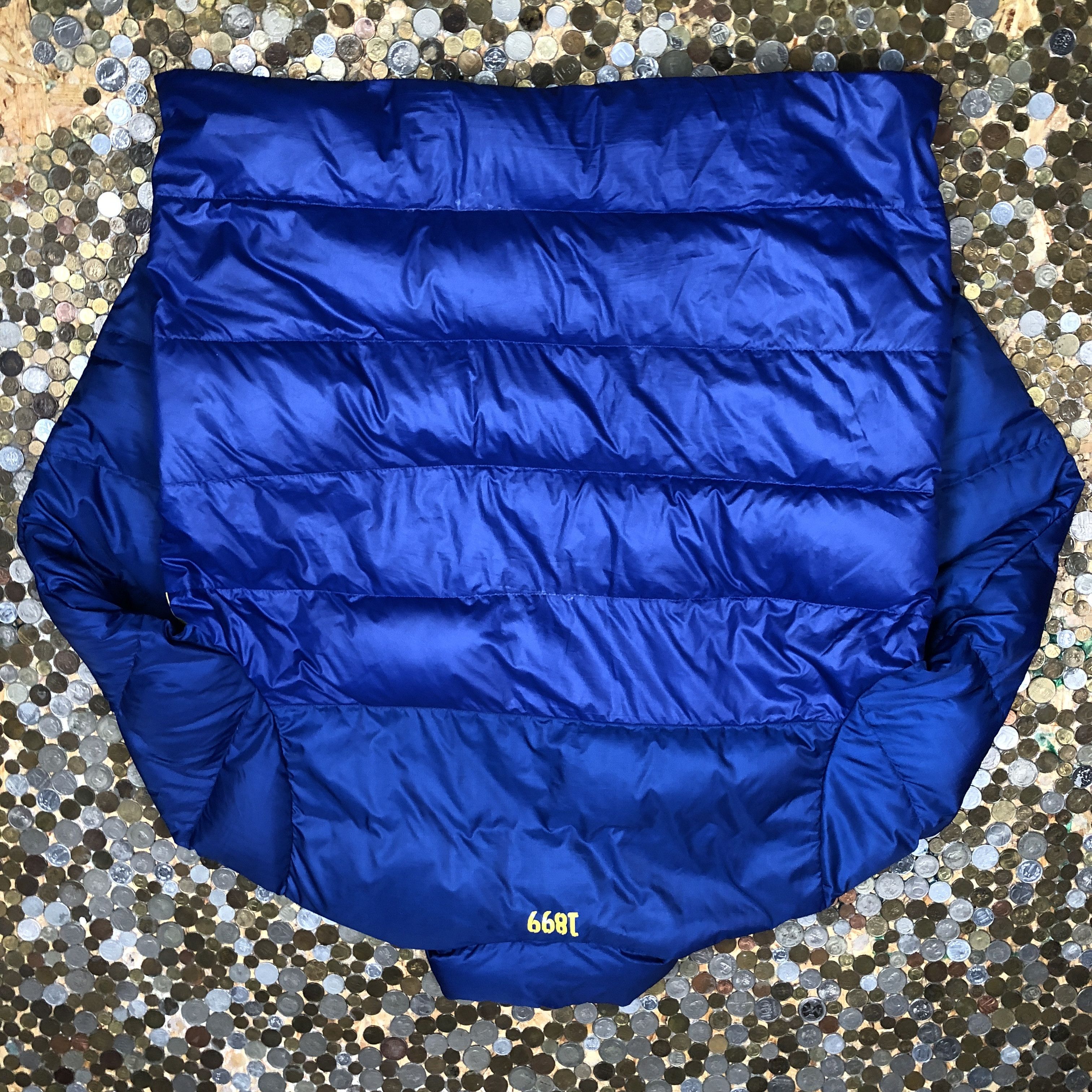 Nike Nike FC Barcelona puffer jacket 90's | Grailed