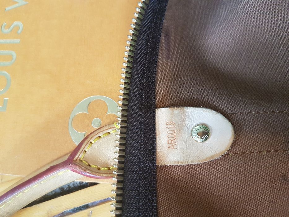 Louis Vuitton Limited Edition Graffiti Keepal 50 Duffel Bag | Grailed