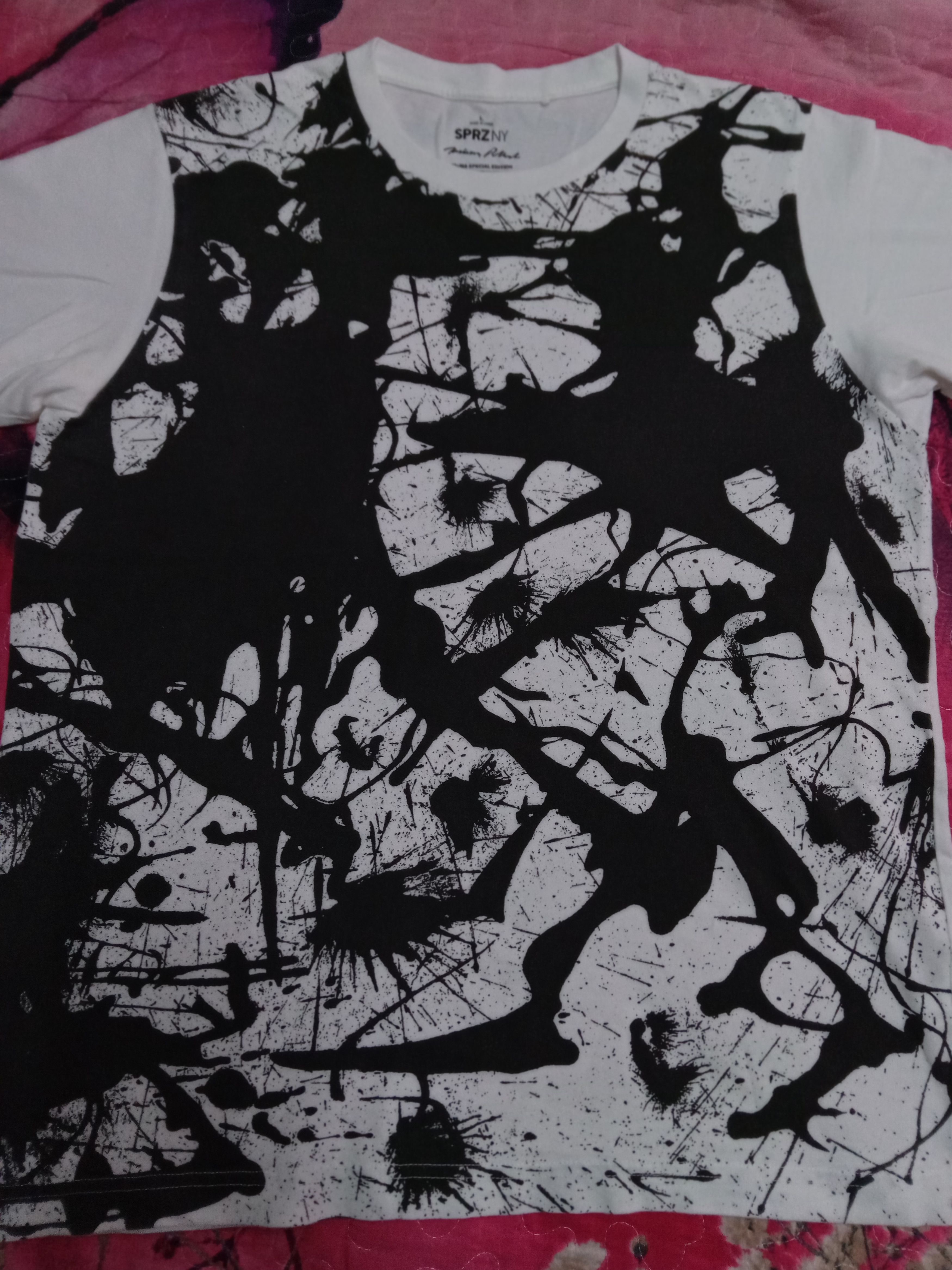 Japanese Brand × MoMA Art Jackson Pollock x Moma Tee Warhol Basquiat ...