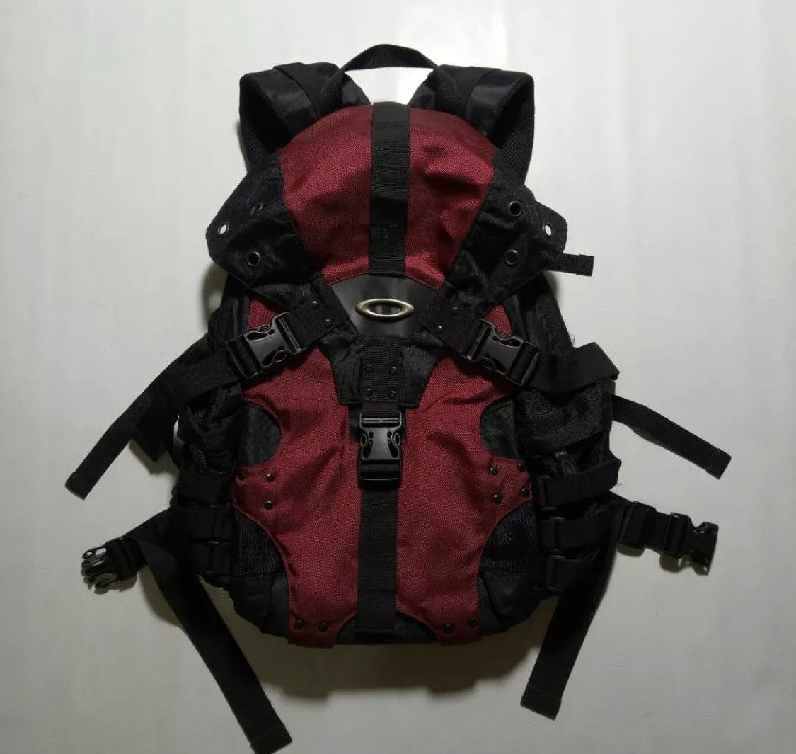 Vintage 2000s Icon Avant-garde Backpack Oakley Vintage | Grailed
