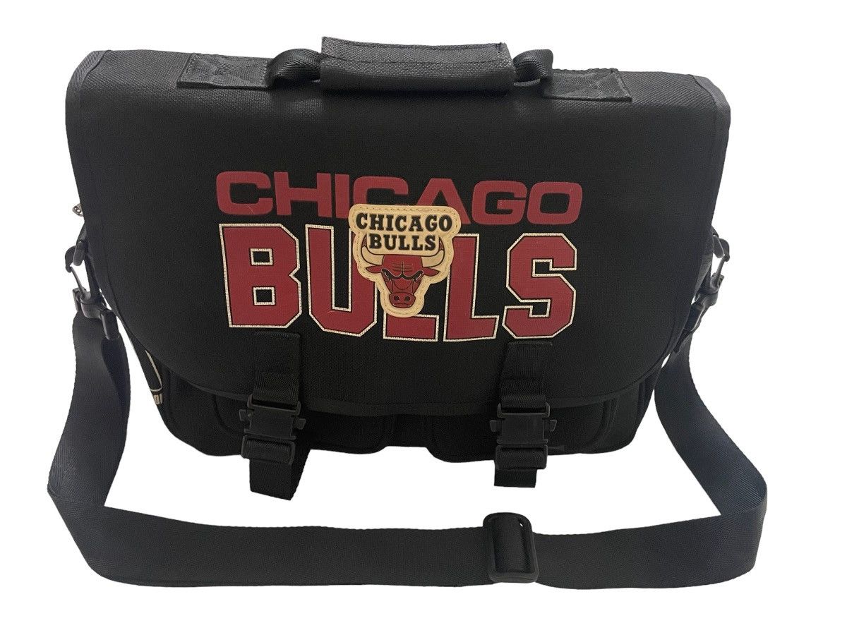NBA Vintage Chicago Bulls Sling Bag | Grailed