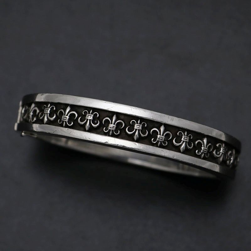 Chrome Hearts Chrome Hearts Flare Bangle | Grailed