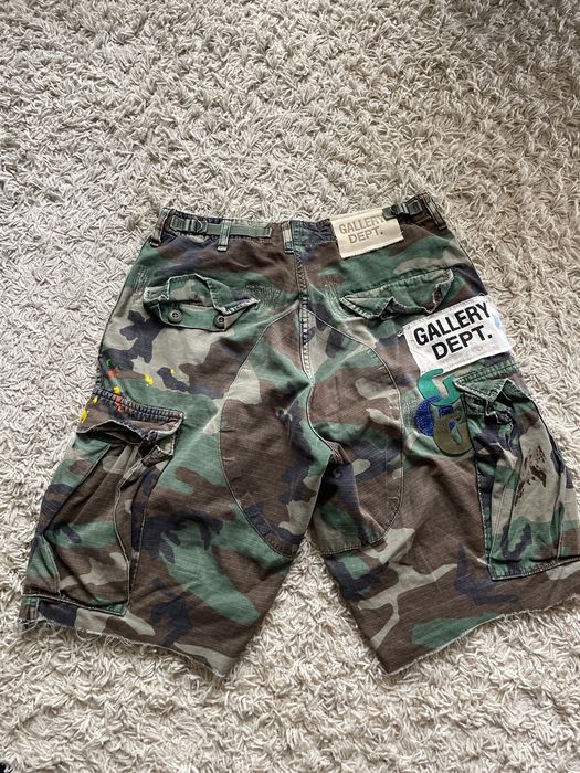 Gallery Dept. Gallery dept G patch camo cargo shorts | Grailed