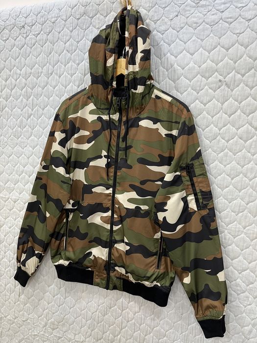 Bershka (Hhh). BERSKHA CAMOUFLAGE HYPEBEAST HOODIE JACKET | Grailed