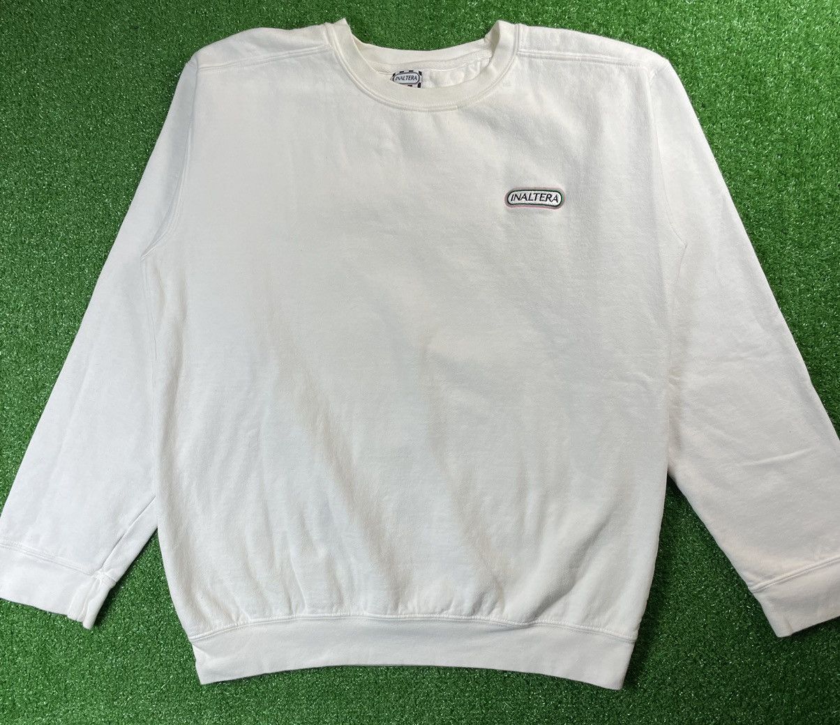 Streetwear Inaltera Travis Scott Pill Logo Small Crewneck Sweatshirt ...