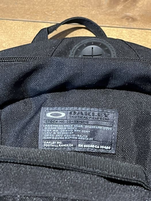 Vintage EARLY 2000S OAKLEY TACTICAL BACKPACK | Grailed