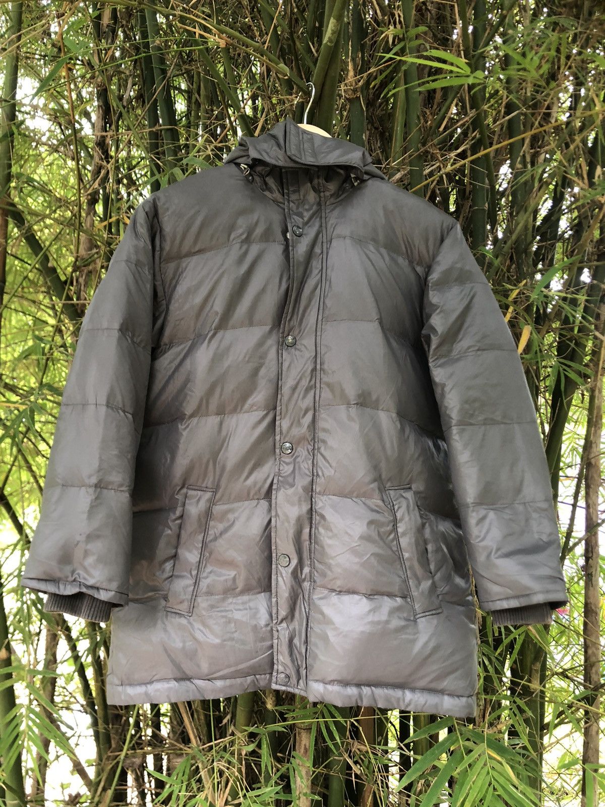 Gap × Streetwear Gap Puffer iconic design | Grailed