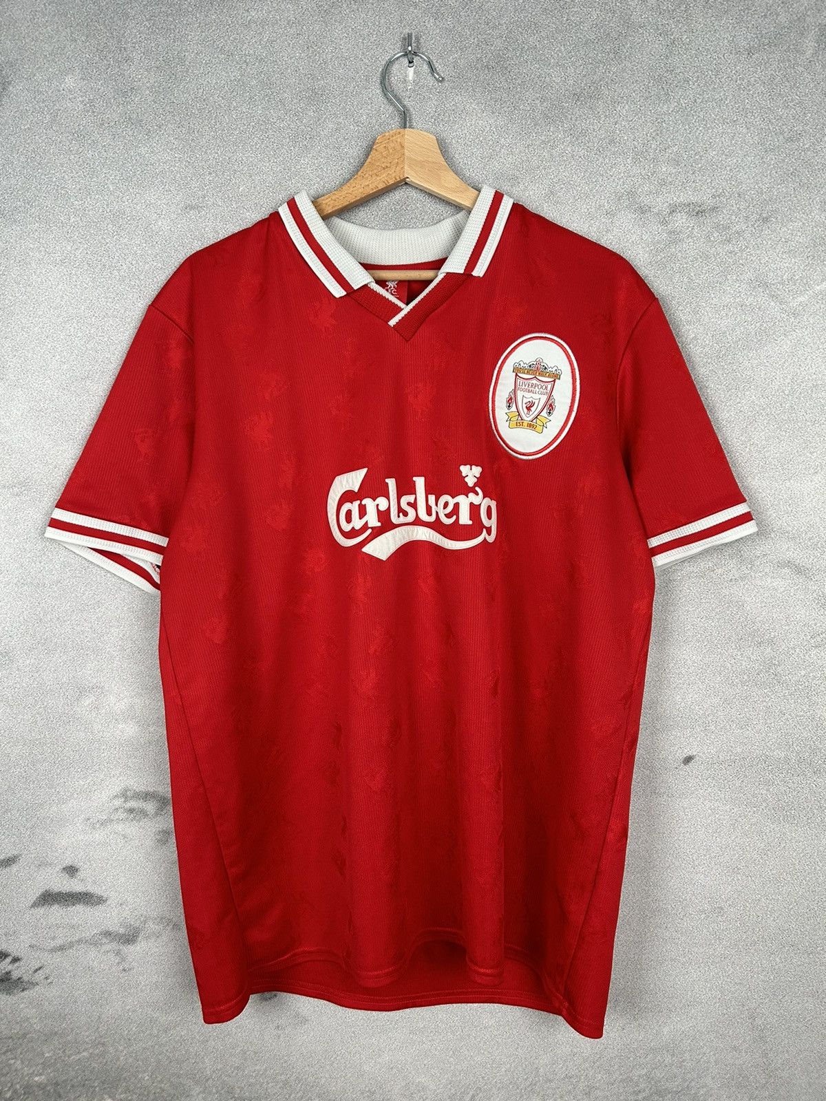 Liverpool × Soccer Jersey × Vintage Vintage Liverpool FC Merchandise ...