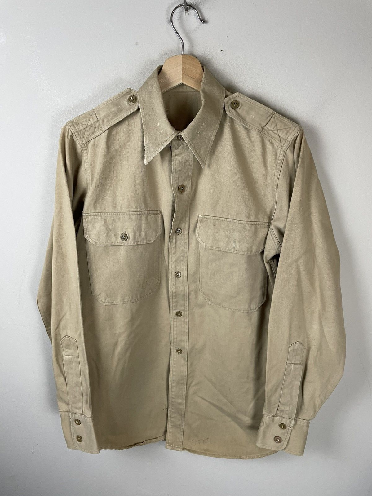 Military × Vintage Vintage Tan Distressed Military Fatigue Shirt | Grailed