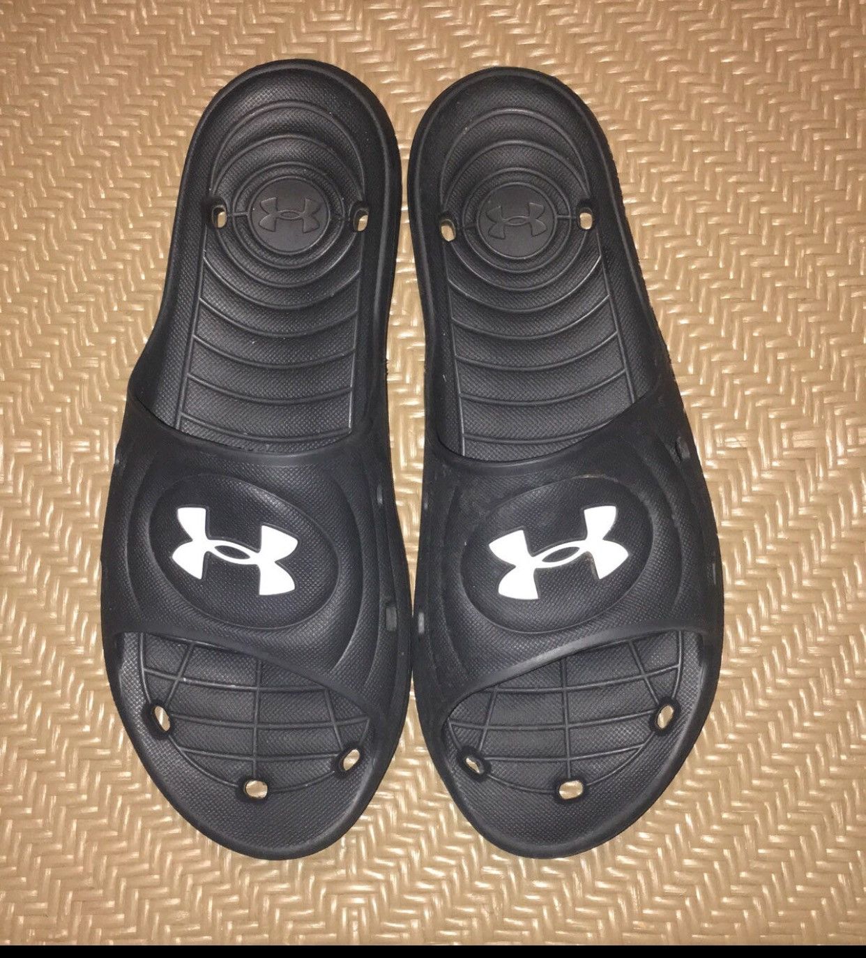 Under Armour Under armor slides for men | Grailed
