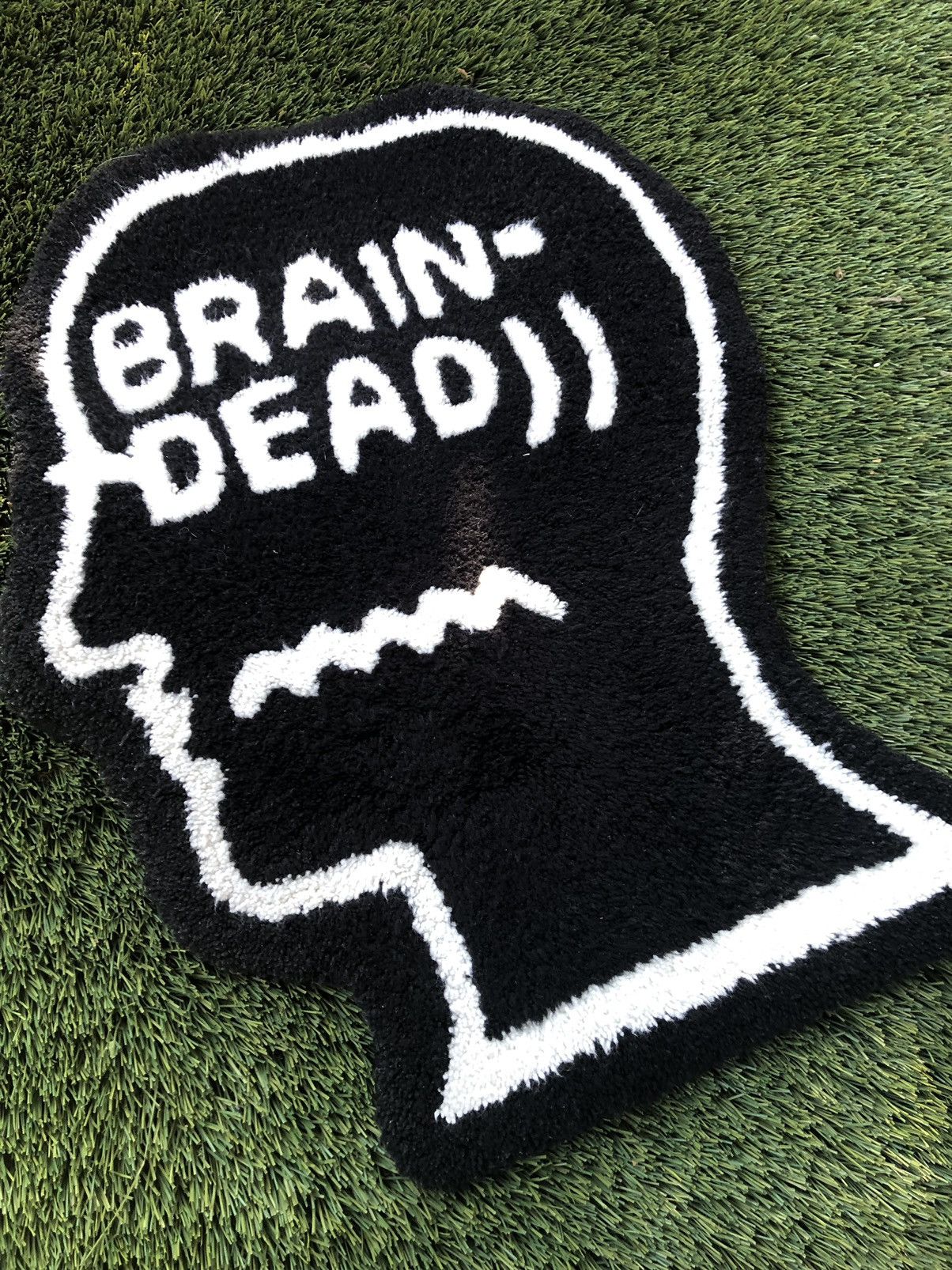 Brain Dead × Dover Street Market Braindead OG Logo Head Rug Black/White ...