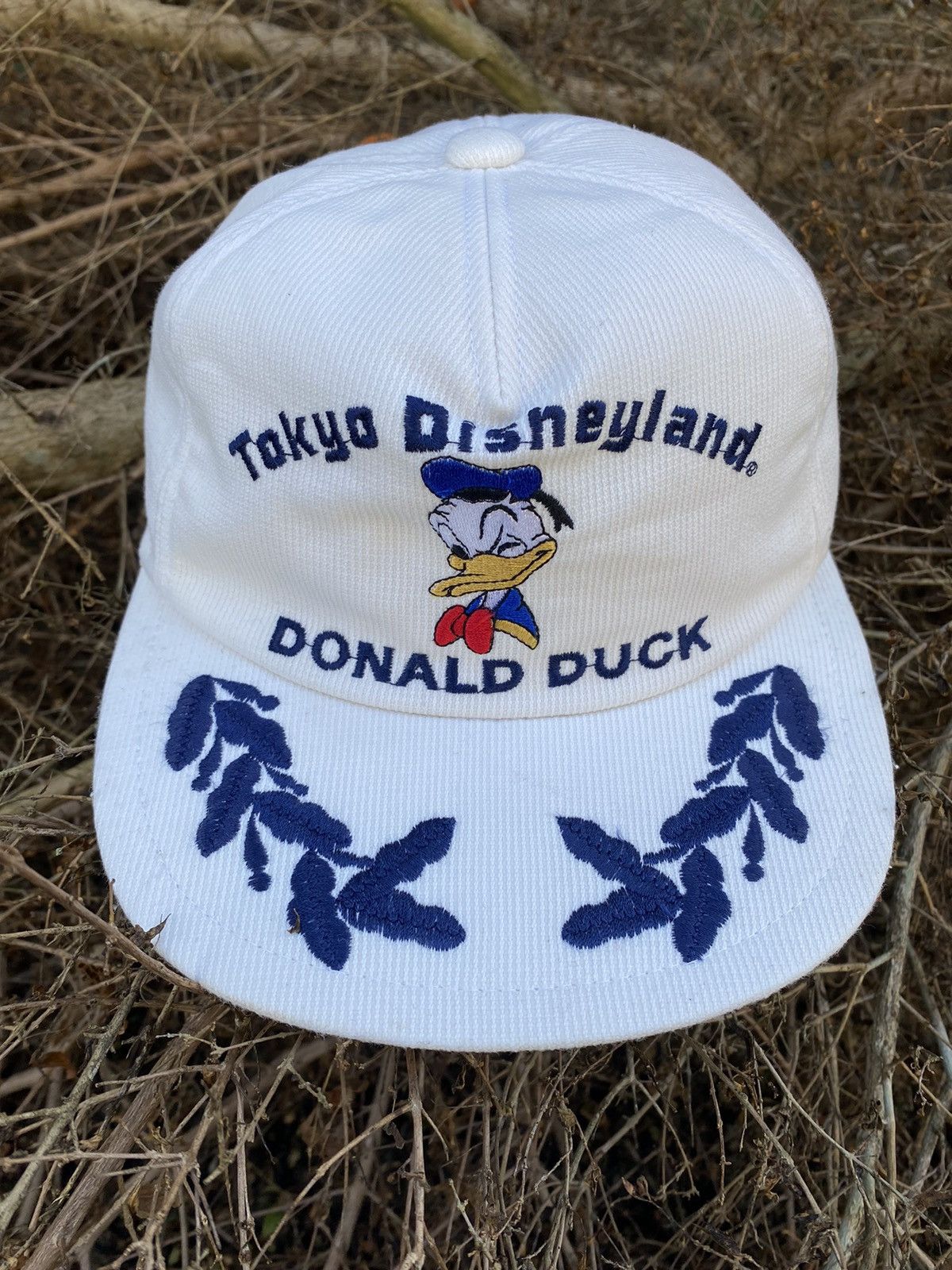 Vintage Vintage 90s Donald Duck Snapback Cap | Grailed