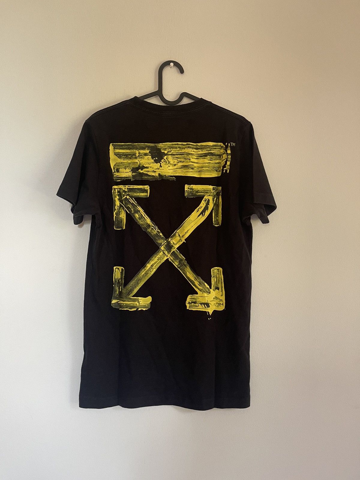 Off-White Off white acrylic TEE | Grailed