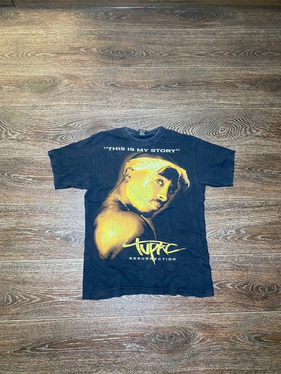 Band Tees × Streetwear × Vintage Tupac 2pac 90s vintage t-shirt ...