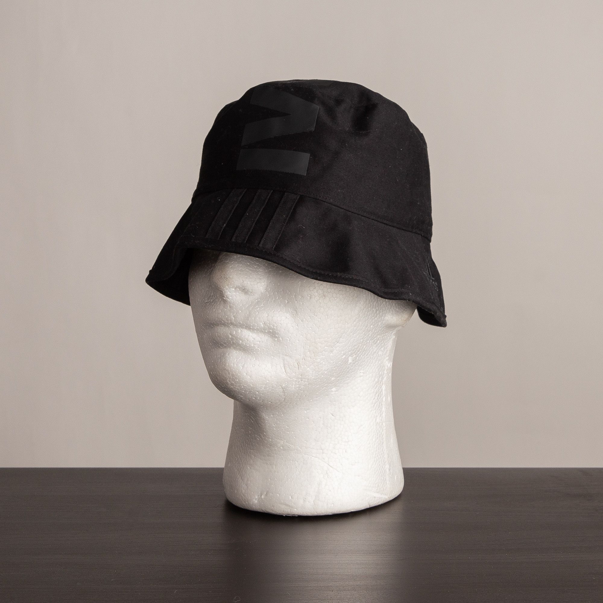 Adidas NWT Ivy Park Bucket Hat | Grailed