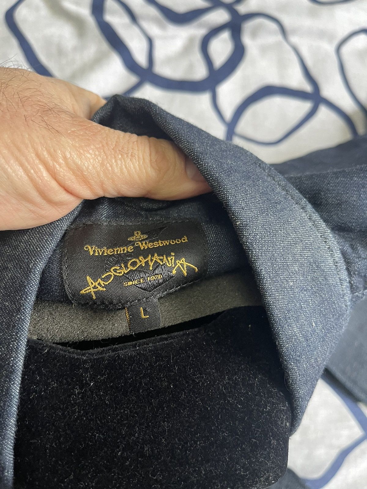 Vivienne Westwood VIVIENNE WESTWOOD shirt real sizes in photos by tape measure | Grailed