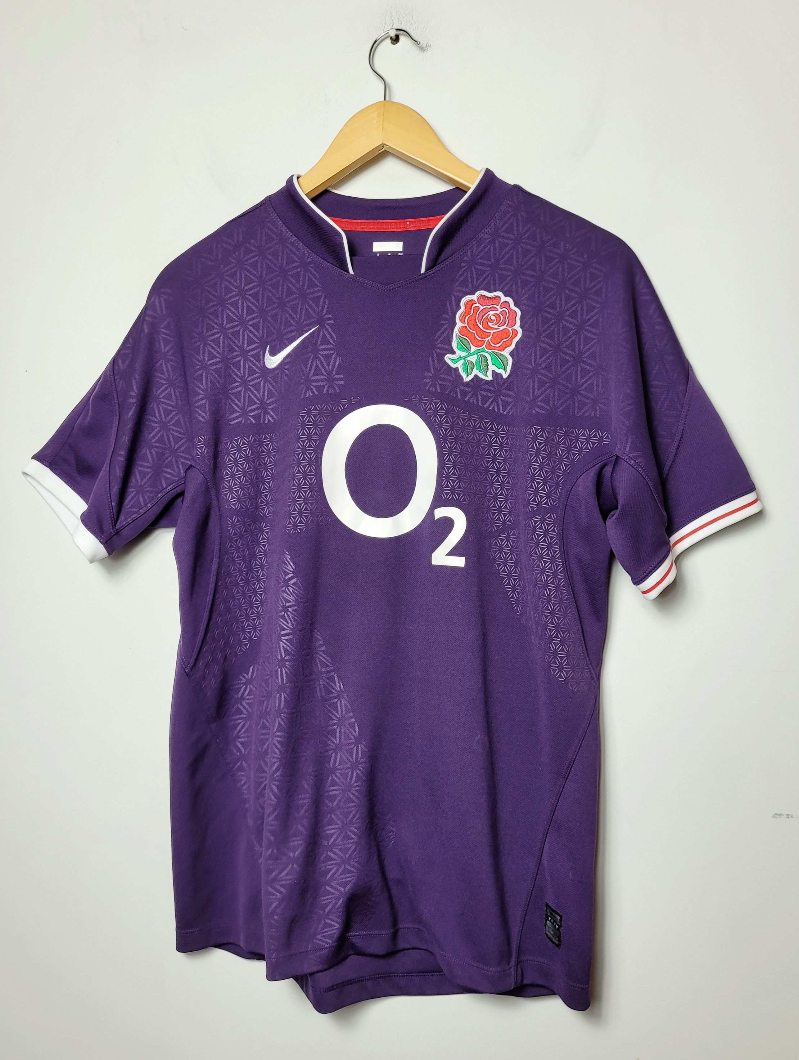 Nike Nike O2 England Rugby vintage t-shirt | Grailed